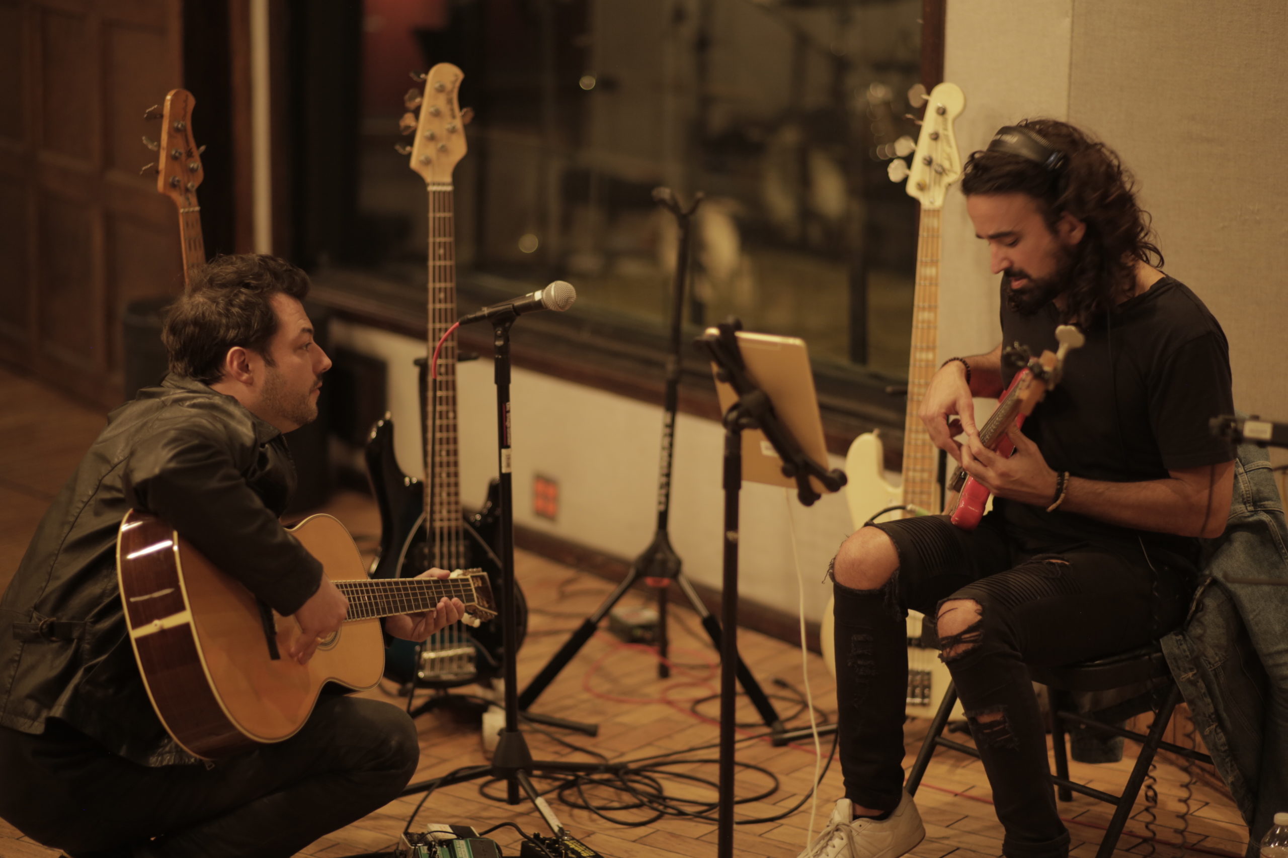 World-Renowned Bassist and In-Demand Musician living in LA Area